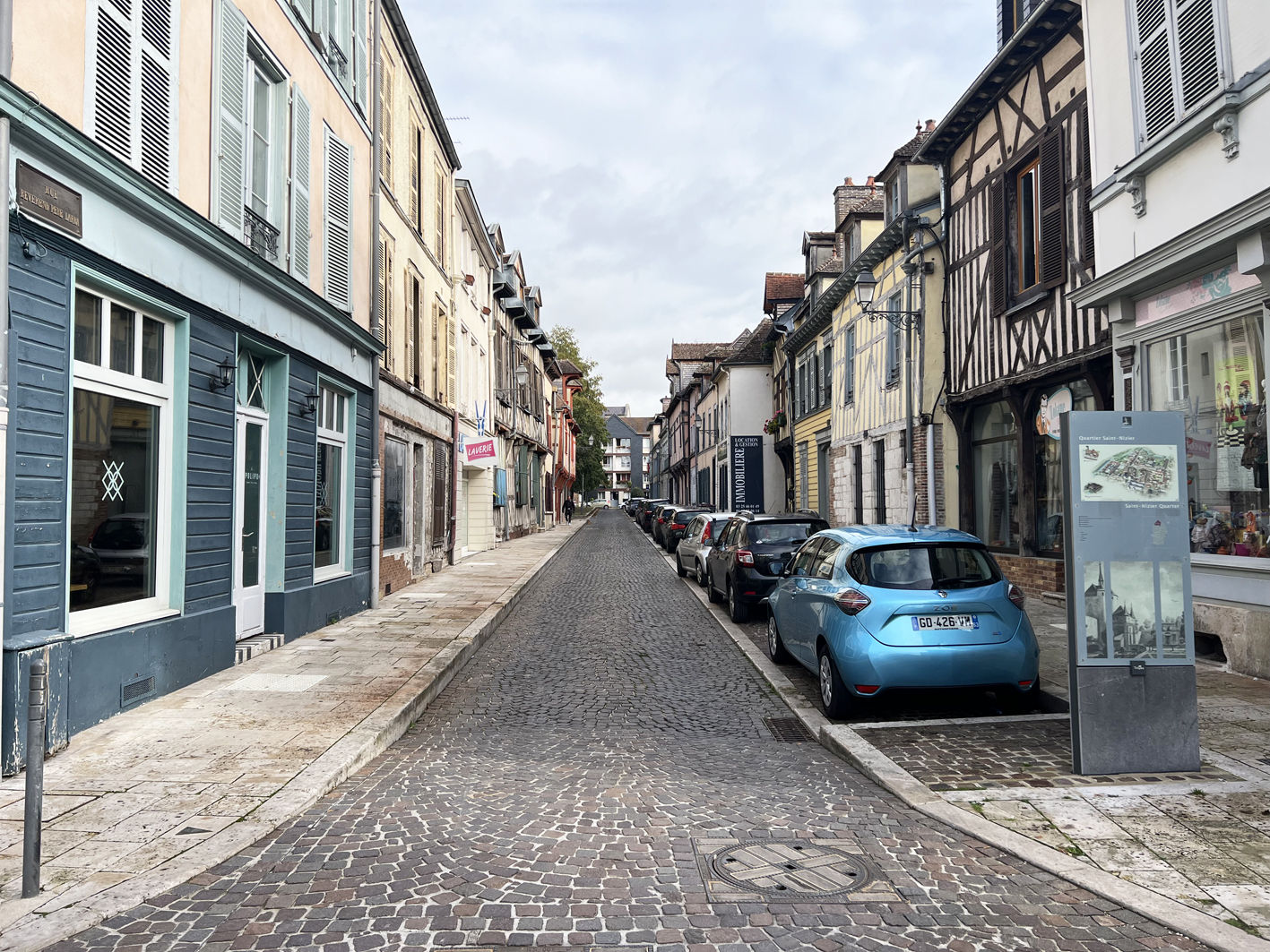 Appartement T2 RDC à Louer TROYES rue Simart Meublé avec Parking et ...